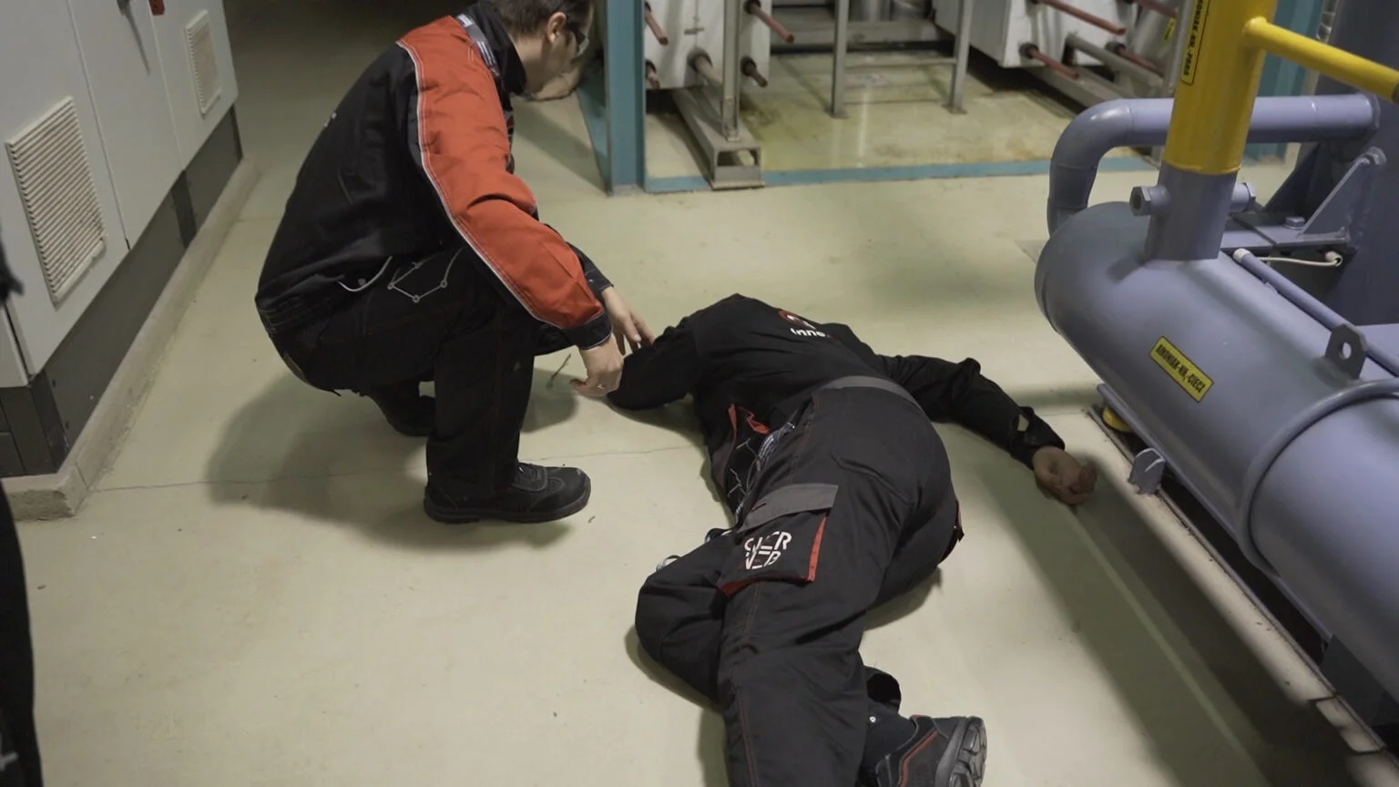 How to increase security – detecting immobility of lone workers ...